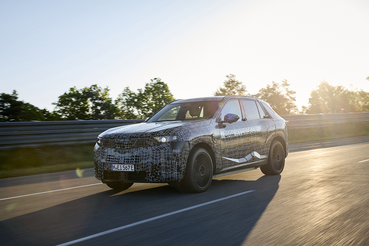 Preview: BMW iX5 Hydrogen (2028) | AutoGids