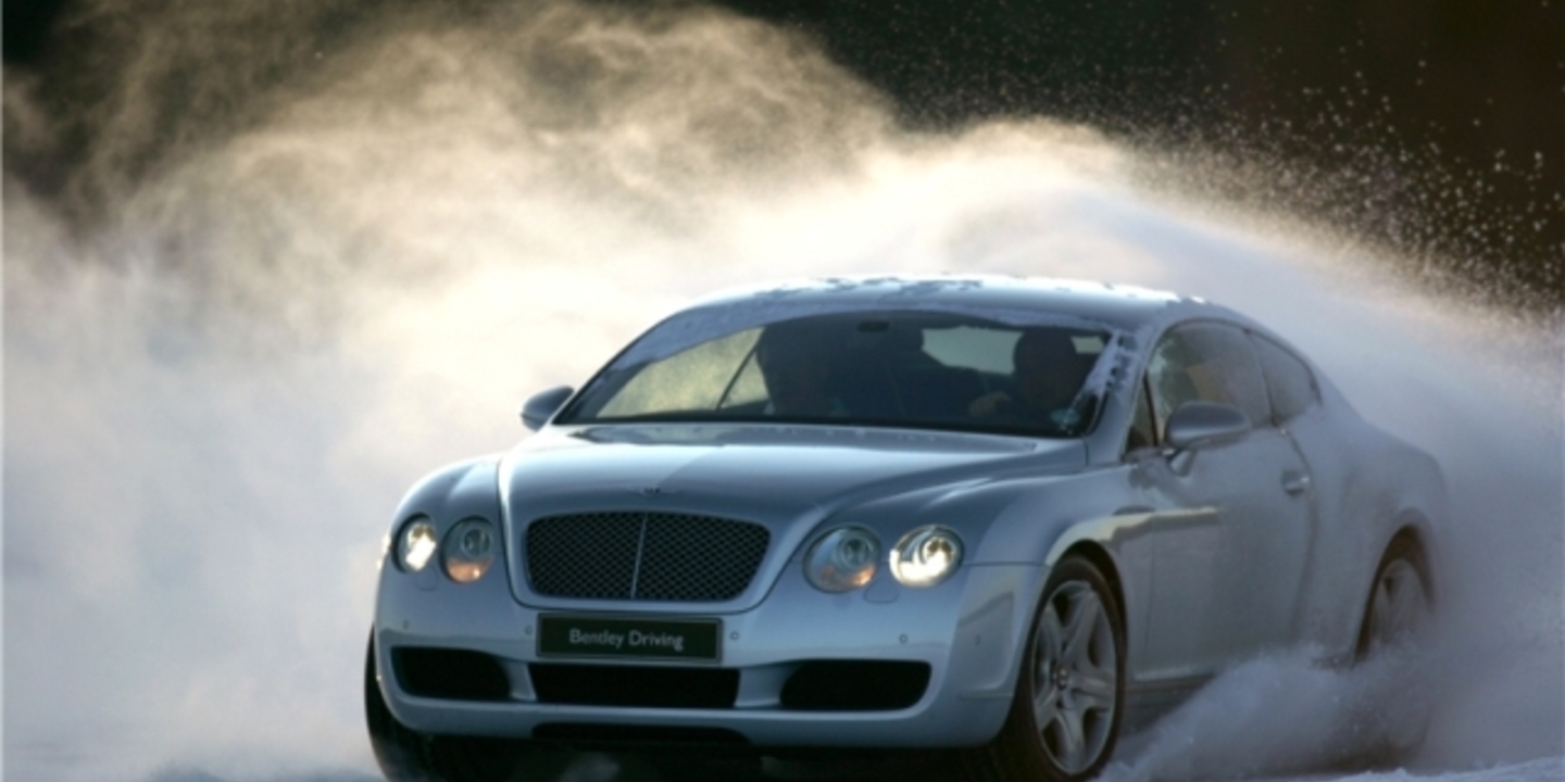 Bentley Power on Ice | Moniteur Automobile