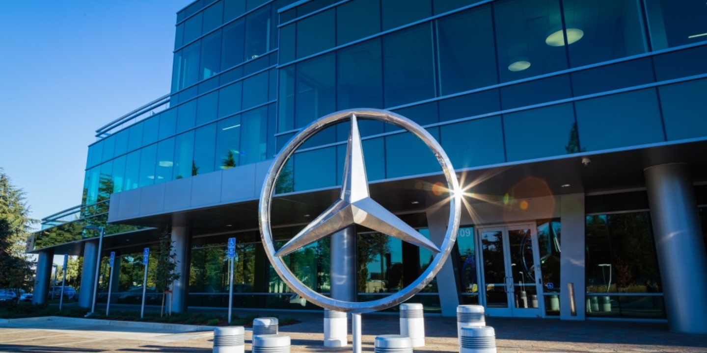 Daimler werkt aan i-familie | AutoGids