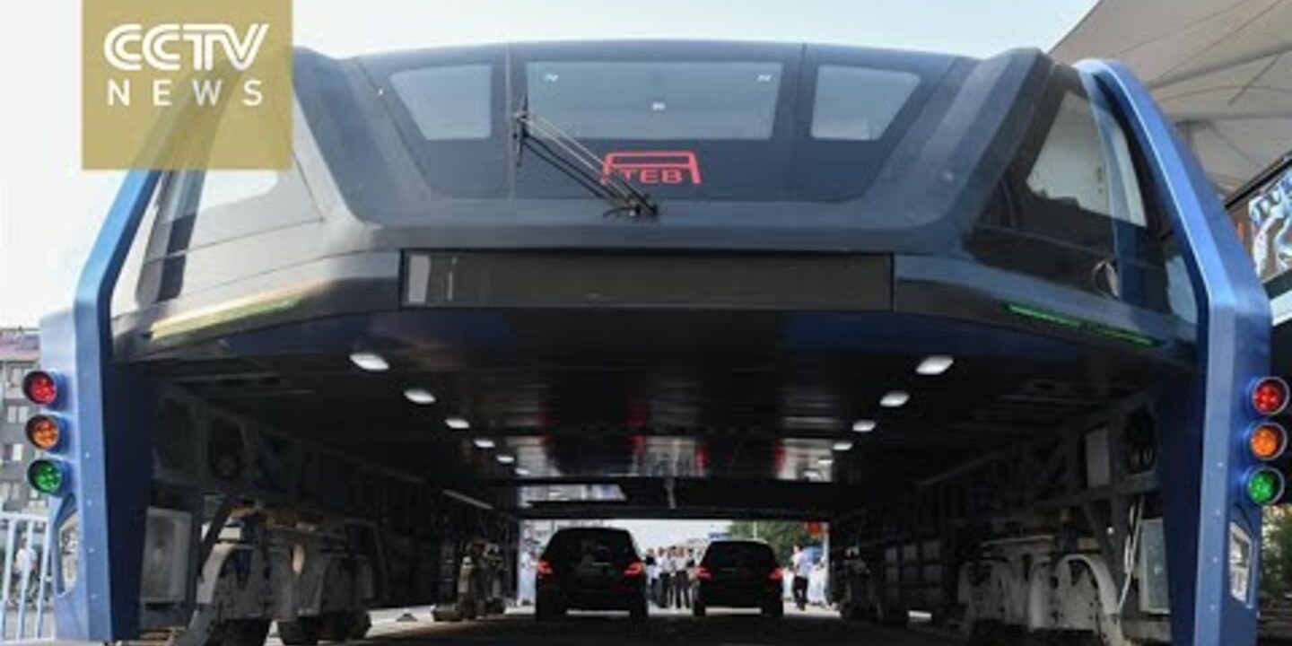 Le bus surélevé pour de vrai | Moniteur Automobile