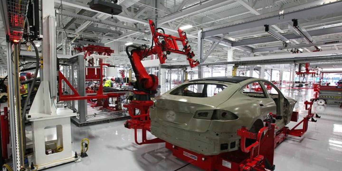 Tesla : production des Model 3 totalement automatisée | Moniteur Automobile