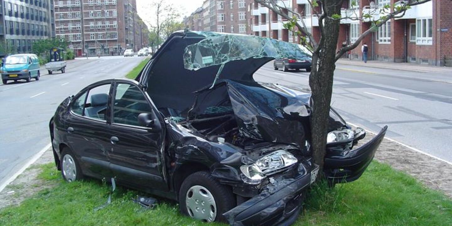 Te veel ongevallen met één voertuig in België | AutoGids