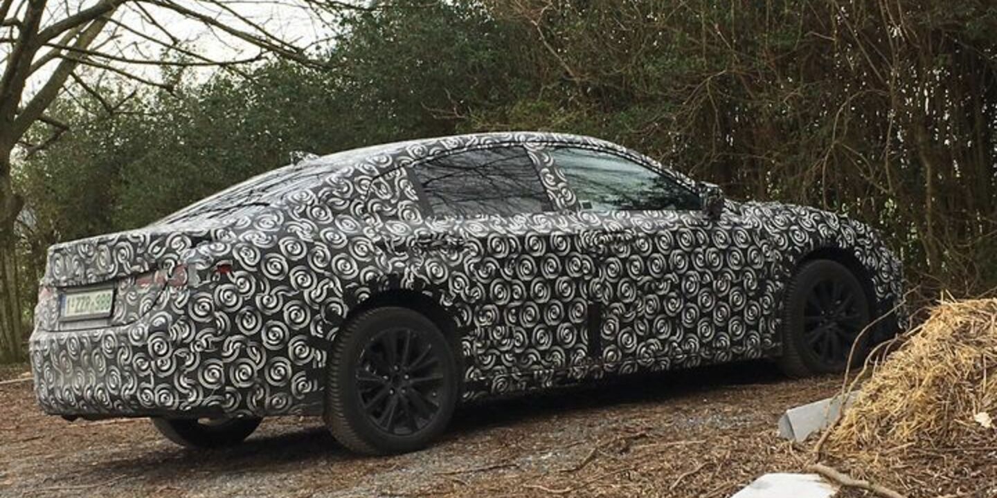La remplaçante de la Lexus GS surprise à Waterloo | Moniteur Automobile