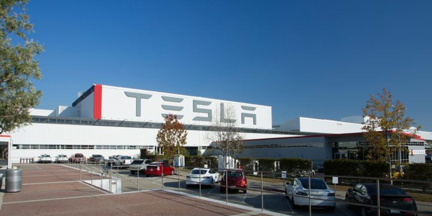 Grijpt België naast Tesla’s megafabriek? | AutoGids