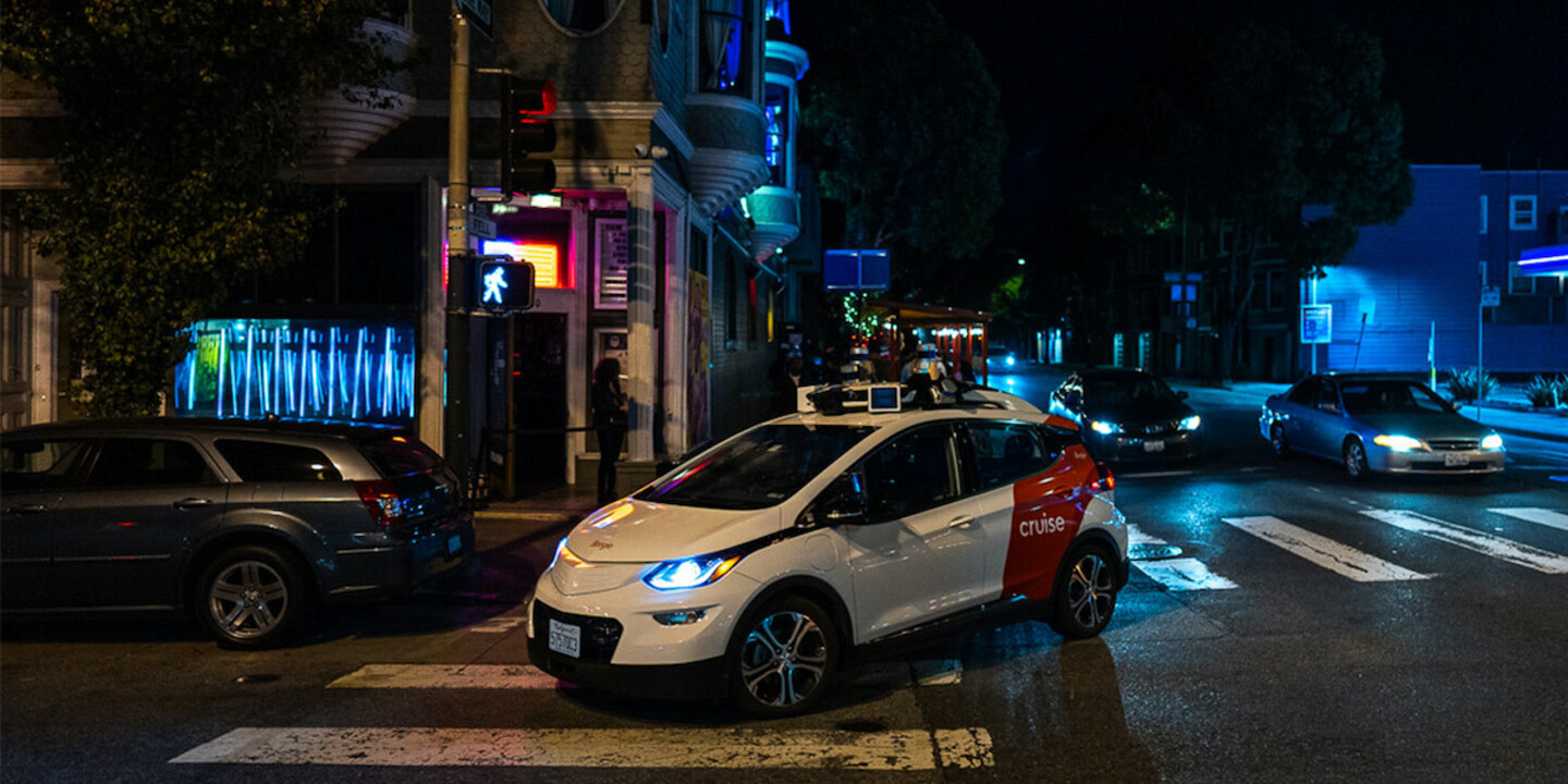 Zelfrijdende robottaxi's van GM blijken niet veilig genoeg | AutoGids