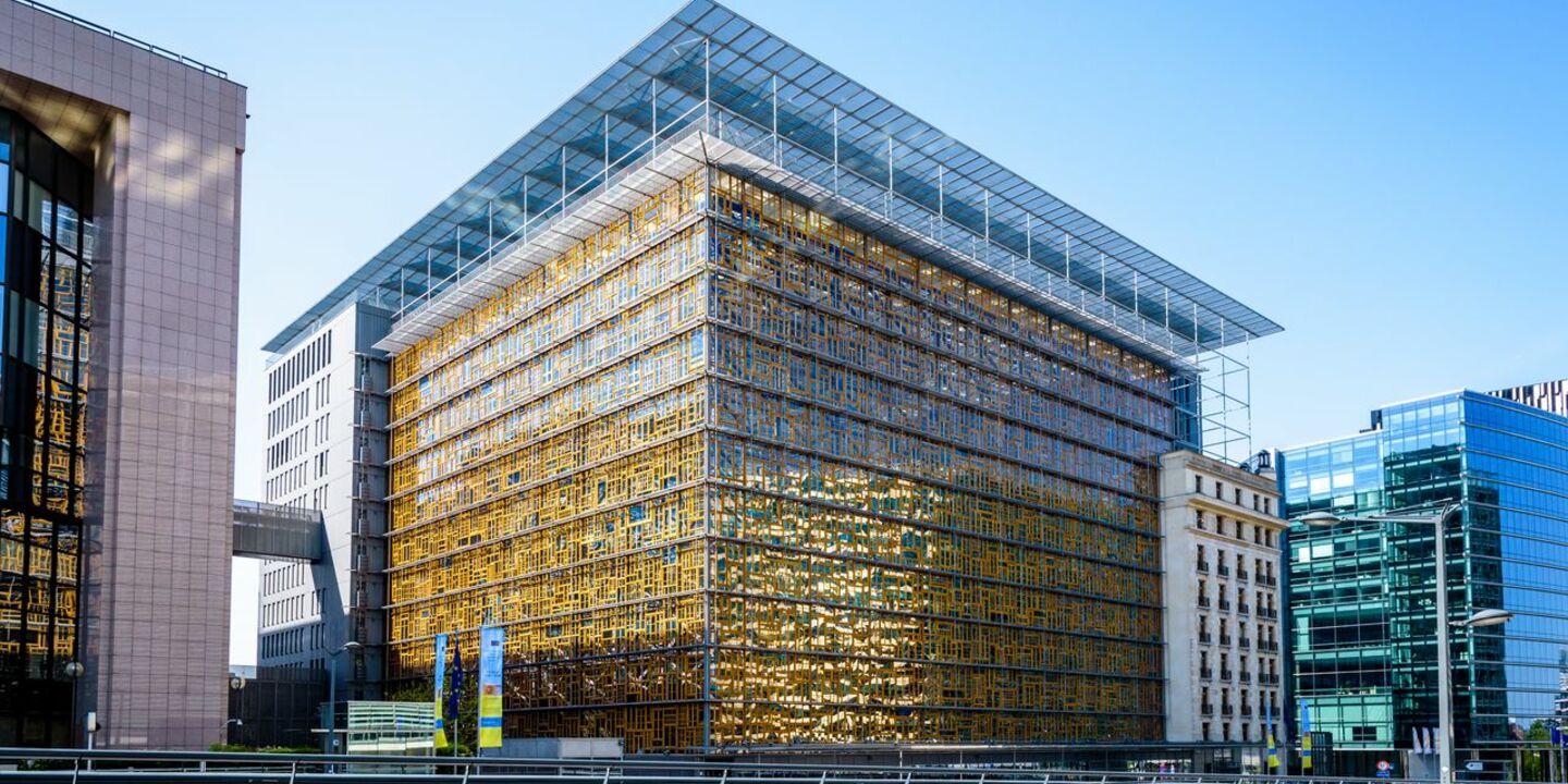 Einde verbrandingsmotor in 2035: stemming Europese Raad uitgesteld ...