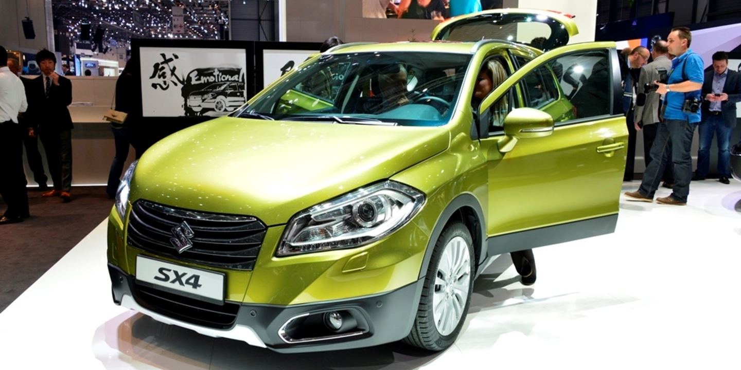 Suzuki SX4 op video | AutoGids