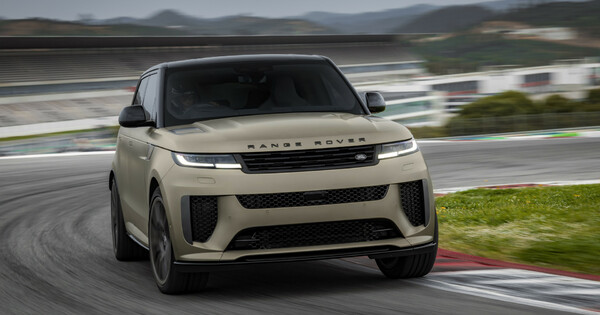 Test Review Range Rover Sport P635 SV (2024) - Test AutoGids