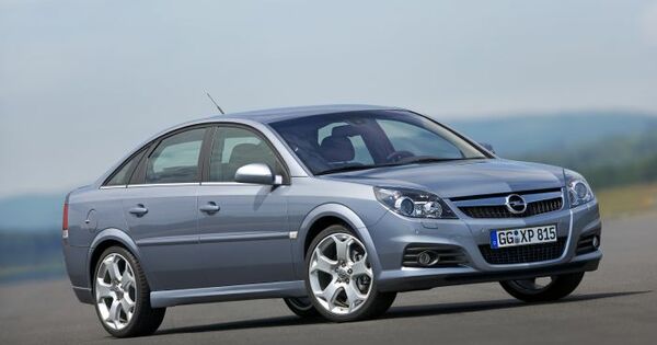 Test Opel Vectra & Signum facelift | AutoGids