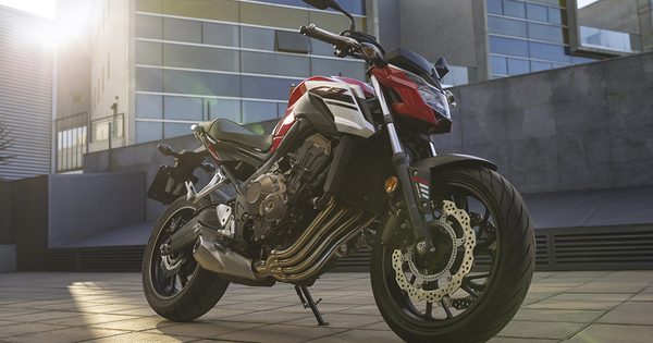 Test Honda CB650F 2018 | AutoGids