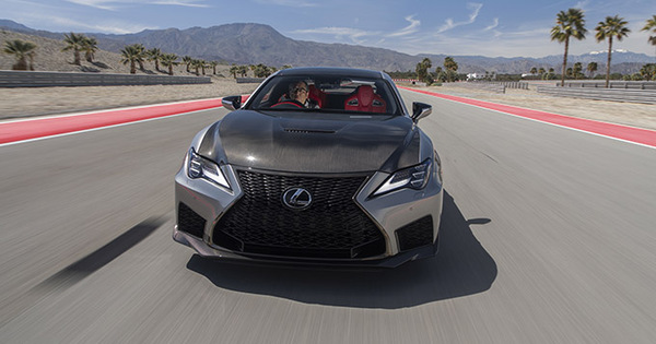 Test Lexus RC-F Track Edition (2019) | AutoGids