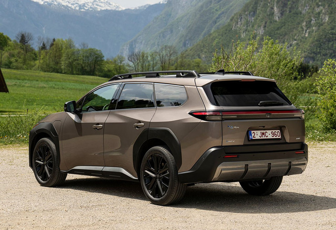 Foto's - Toyota BZ4X Touring 74.7 kWh AWD Executive Touring | AutoGids