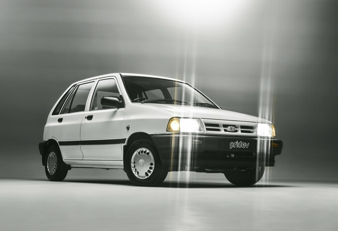 Kia construit un restomod électrique basé sur une... Pride de 1996 | Moniteur Automobile