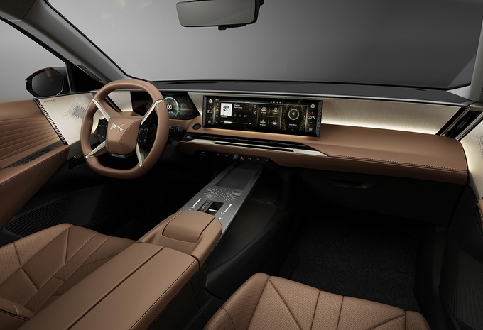 Photos DS N°8 (2025) : L'excellence électrique selon DS Automobiles | Moniteur Automobile