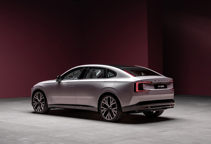 Photos Volvo ES90 : jusqu'à 700 km d'autonomie (+ prix belges) | Moniteur Automobile