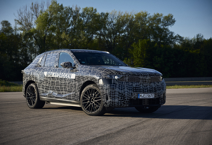 Preview: BMW iX5 Hydrogen (2028) | AutoGids