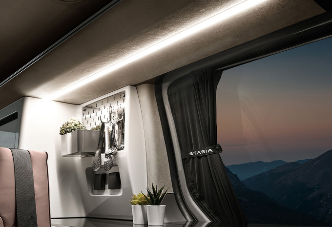 Photos Hyundai Staria Camper Concept : le camping-car coréen 800 volts ...